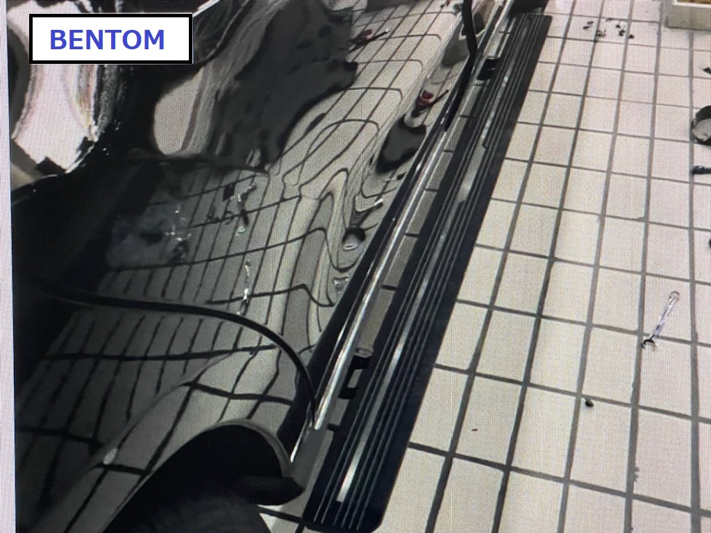 ベンツ GLS 電動ステップ 電動サイドステップ BENTOM｜ARJ